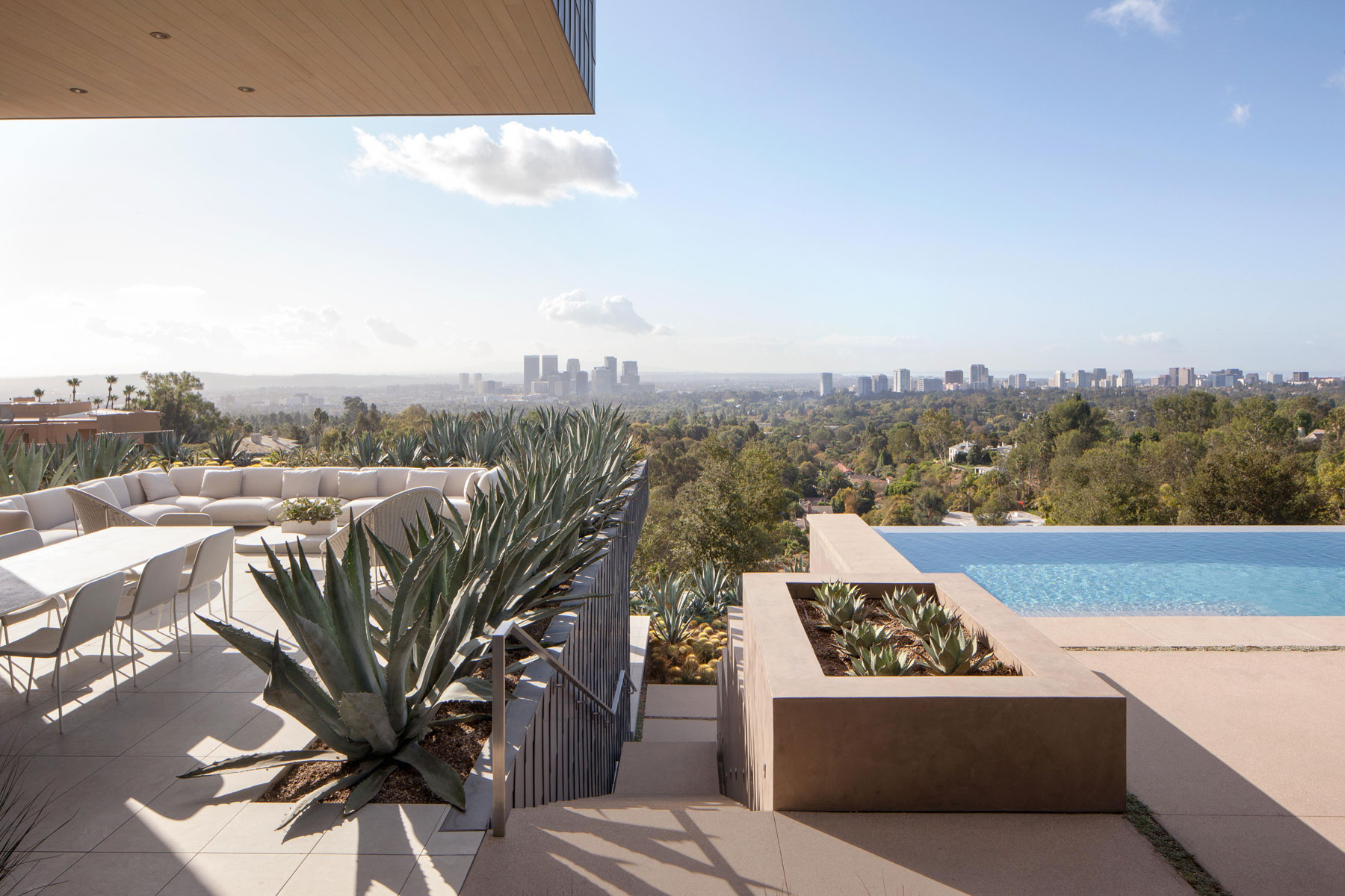 Taps and accessories in timeless Scandinavian design | VOLA